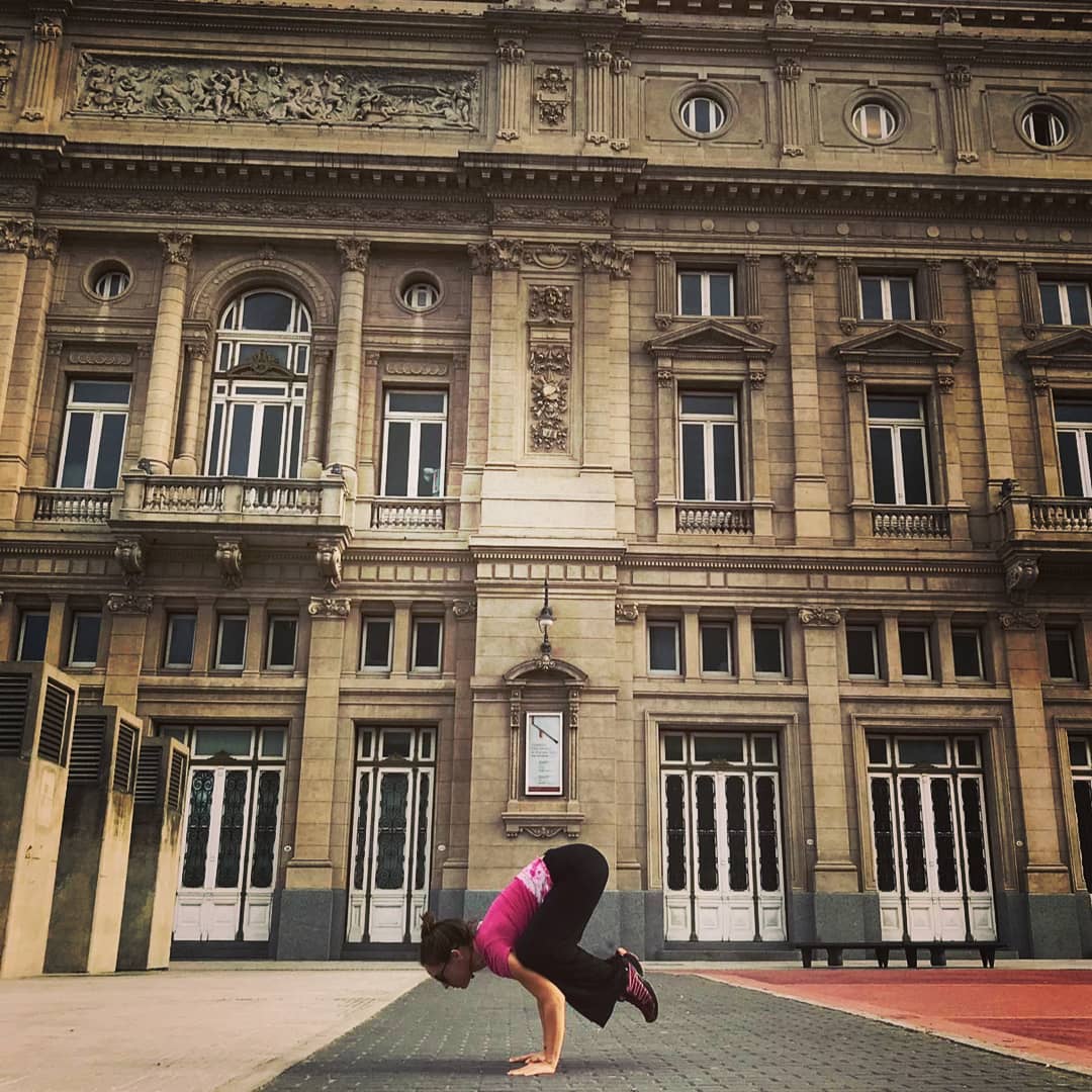 Asanas: "Sthira Sukham Asanam" | Escuela de Yoga en La Plata